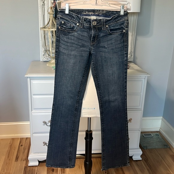 refuge | Jeans | Refuge Jeans Womens 5 Low Rise Straight Leg | Poshmark